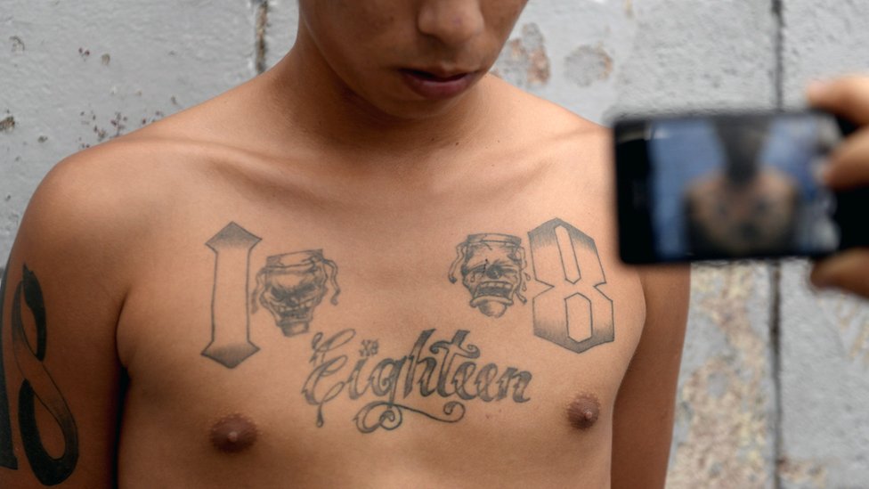 Drogas, extorsiones y asesinatos: las peligrosas pandillas latinas que ...