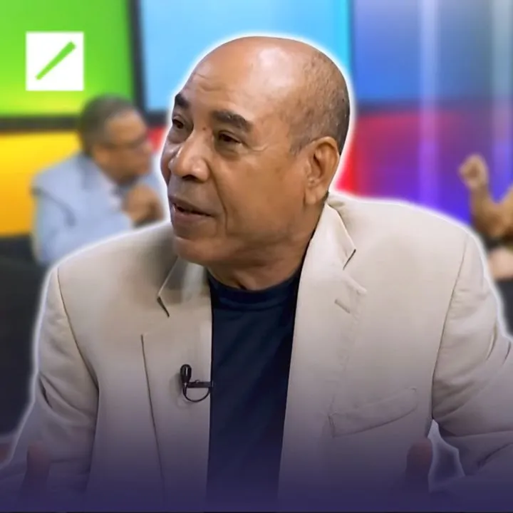 Prandy, pintor, fotógrafo e inventor, está presentando la exposición ...