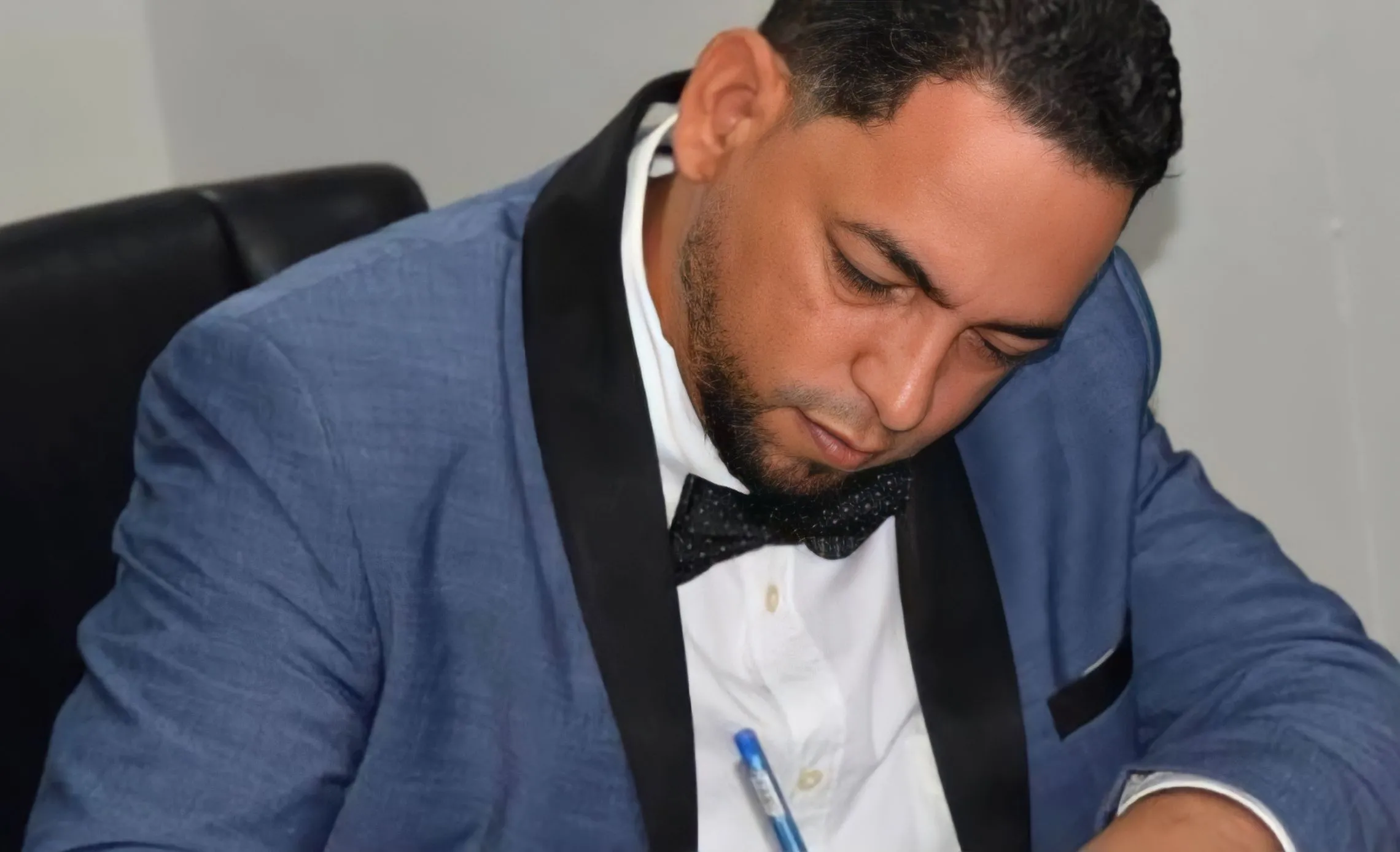 Audio de supuesto asistente del alcalde de Cotuí: “los bonos navideños ... Audio de supuesto asistente del alcalde de Cotuí: “los bonos navideños ...
