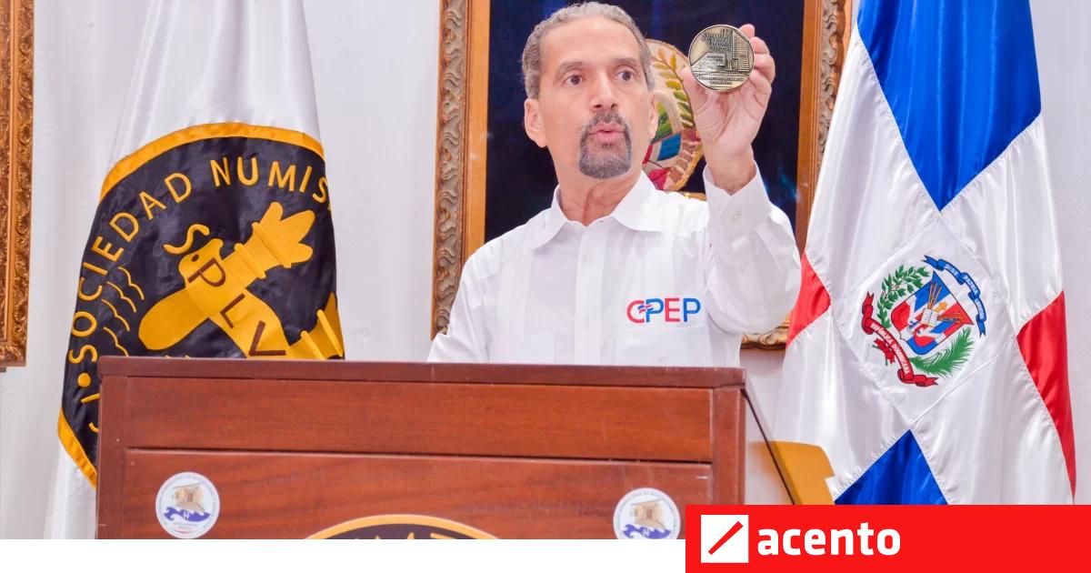 Efemérides Patrias pone a circular la medalla conmemorativa del 160 ...