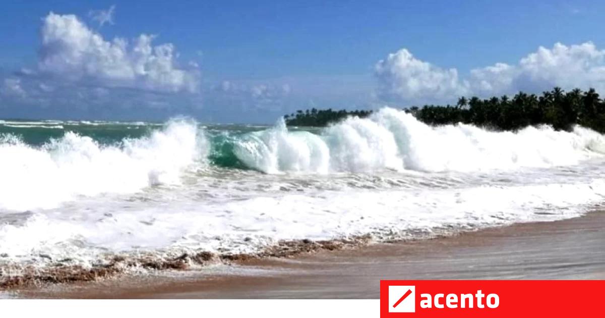 Oleaje peligroso en la costa norte por efectos indirectos del huracán Lee | Acento