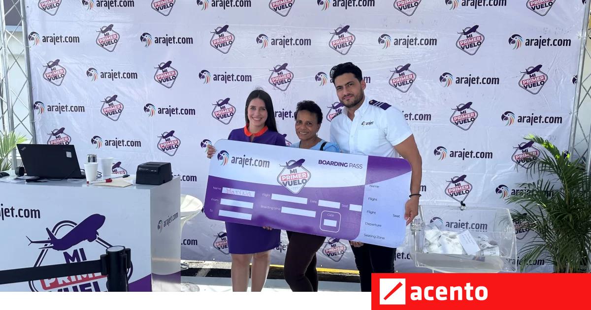 Arajet lleva “Mi primer vuelo” a Santo Domingo y Monte Plata | Acento