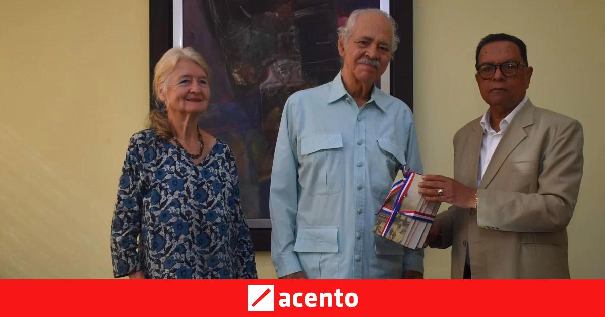 El sociólogo Mario Bonetti dona 1,080 libros a la Biblioteca Nacional ...