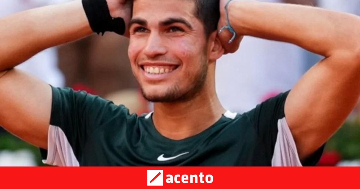 Alcaraz y su sonrisa regresan a la Rod Laver tras dos años | Acento Alcaraz y su sonrisa regresan a la Rod Laver tras dos años | Acento