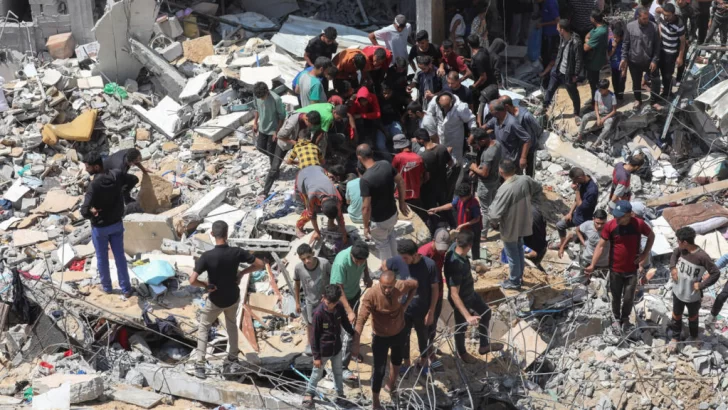 Un ataque israelí mata a 30 personas en el campo de refugiados de ...