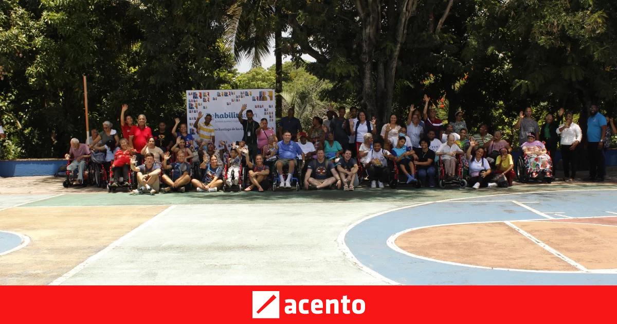 Rehabilitación y Chair the Hope donan sillas de ruedas a personas con ...