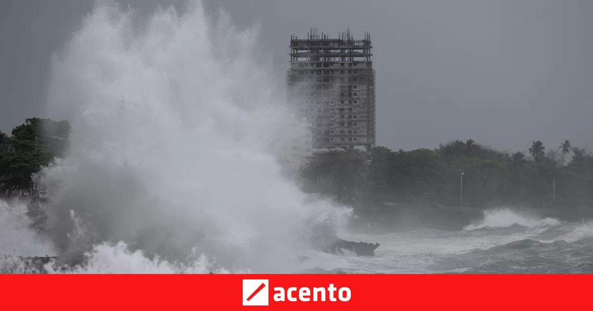 COE: oleaje deteriorado progresivamente en las costas | Acento