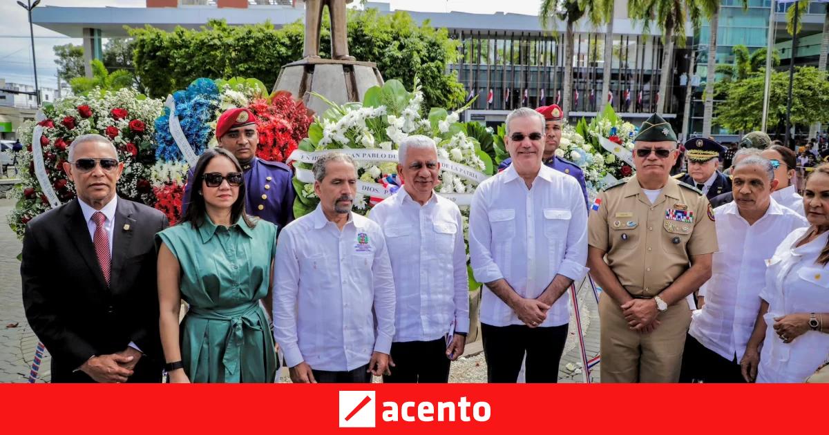Autoridades honran a Juan Pablo Duarte en el 212 aniversario de su ...