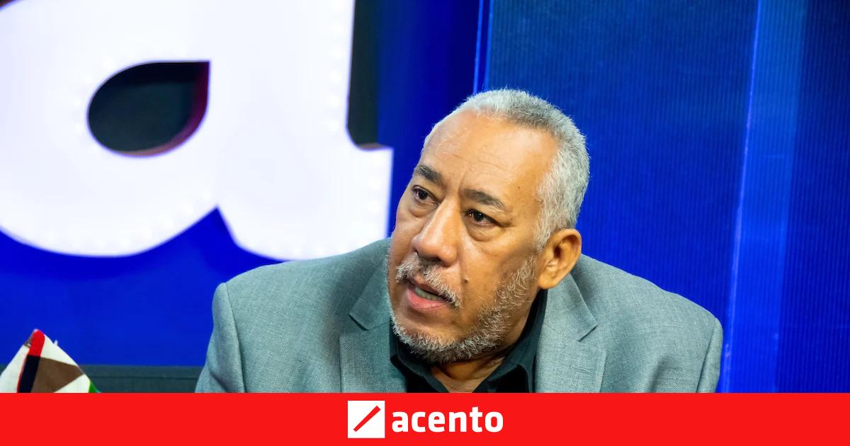 César Sánchez Beras: Un alucinante festín en el laberinto literario de ...