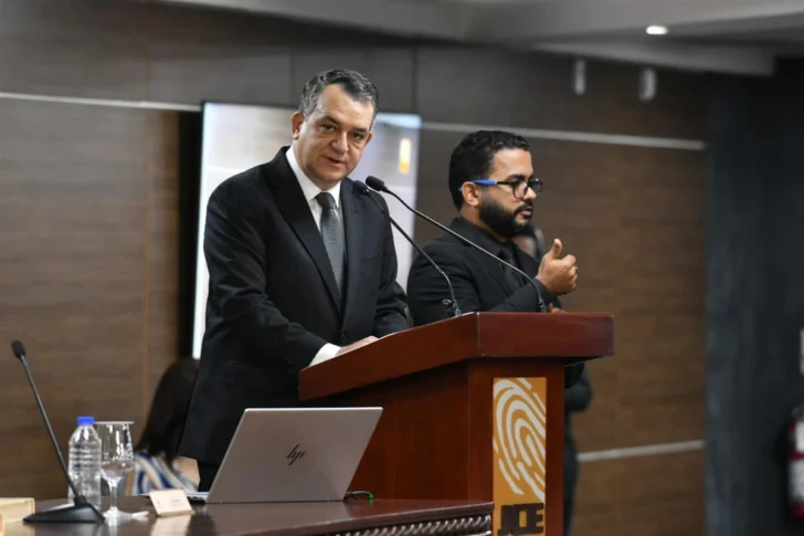 JCE extiende plazo para nacidos en abril mientras los de mayo ya entran ...